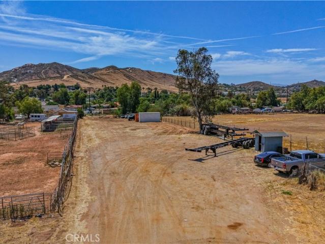 7081 Valley Way, Jurupa Valley, CA 92509 | MLS #SW26082