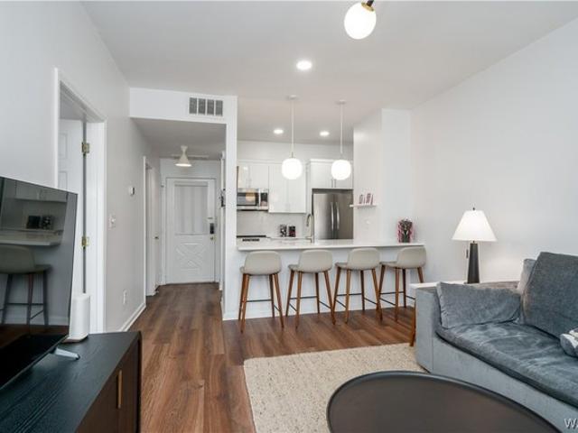 708 11th St Apt 203, Tuscaloosa, AL 35401