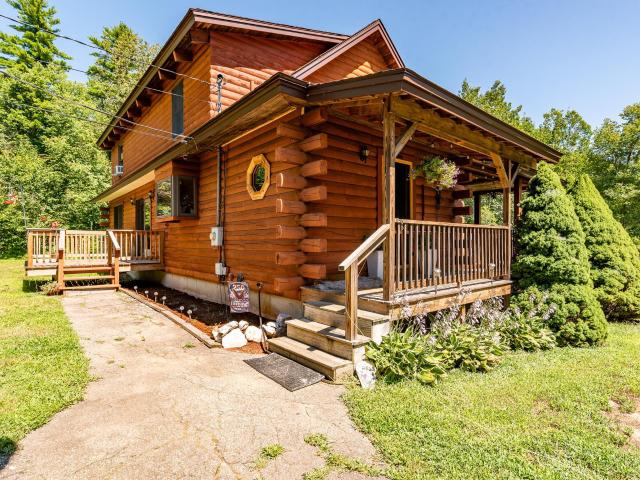 708 2Nd Crown Point Road