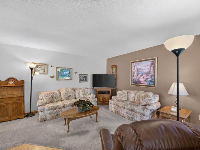 708 2nd Street SW