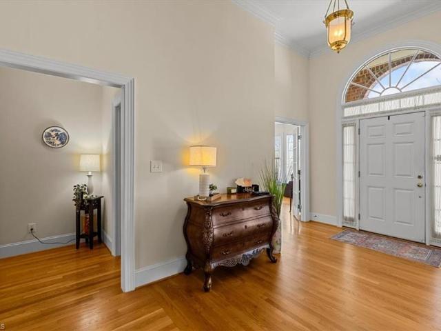 708 Croswell Court