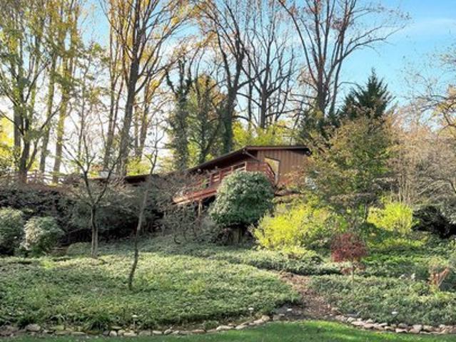 708 Ambleside Dr, Wilmington, DE 19808