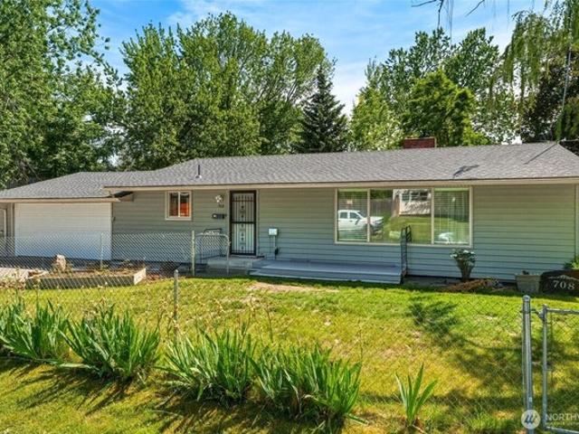 708 Alvarado Ter, Walla, WA 99362