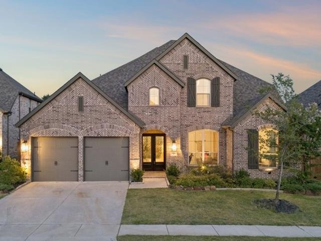 708 Bluestem Dr, Aubrey, TX 76227