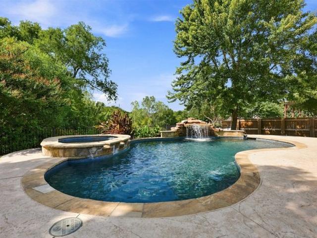 708 Bluffwood Ave, McKinney, TX 75072