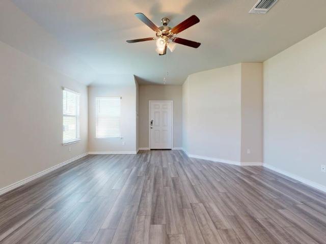 708 Gauge Rd