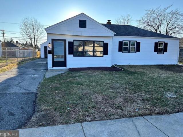 708 Garnet Rd, Wilmington, DE 19804