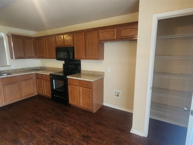 708 Eagles Glen