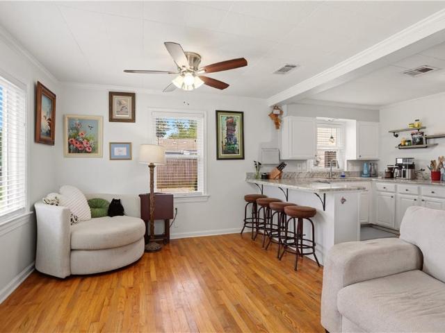 708 Houma Boulevard