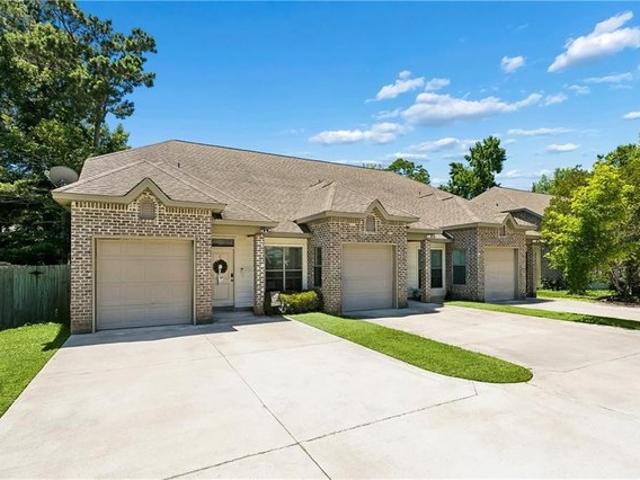 708 Heavens Dr, Mandeville, LA 70471
