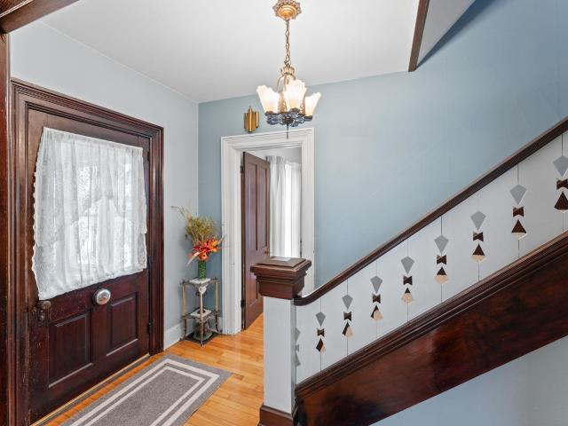 708 Oak Street