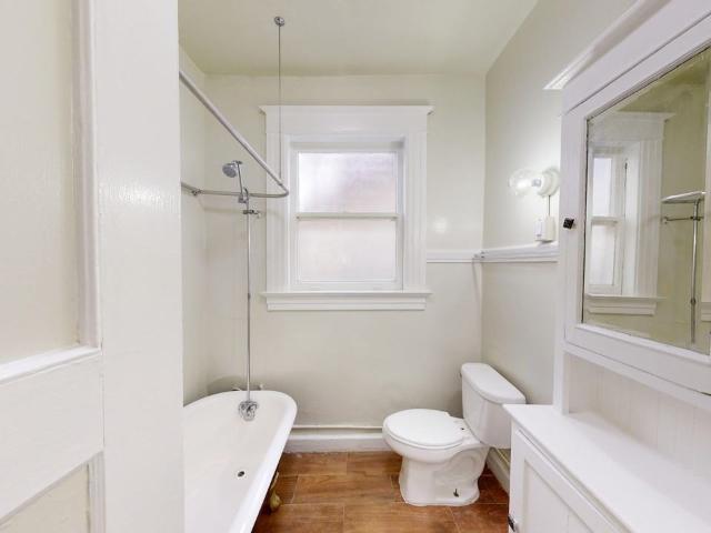 708 Oak Street Studio Apartment for Rent at 708 Oak St, San Francisco, CA 94117 Lower Haight