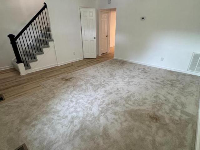 708 Olde Greenwich Circle