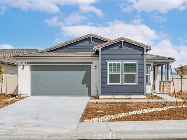 708 Lori Tree Ln, San Jacinto, CA 92582