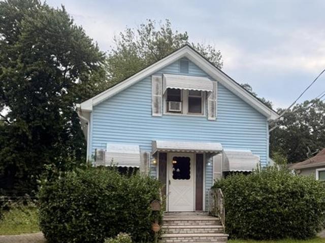 708 Monmouth Pkwy, North Middletown, NJ 07748