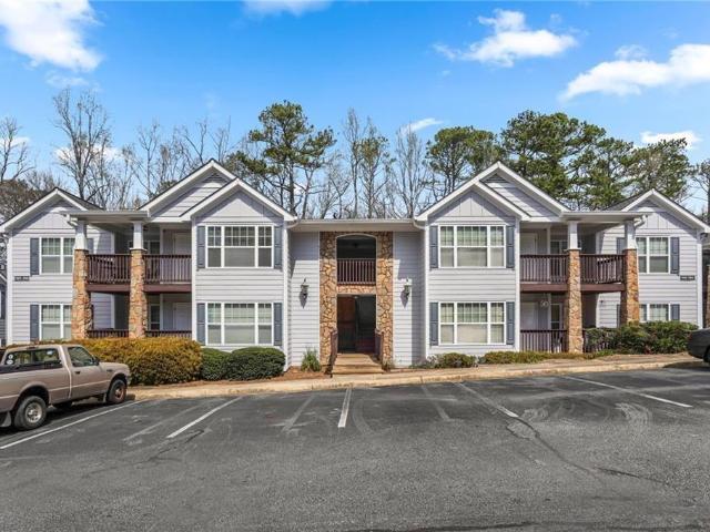 708 Madison Lane SE