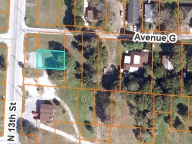 708 N 13th St, Fort Pierce, FL 34950