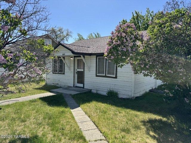 708 N 24th Ave, Yakima, WA 98902