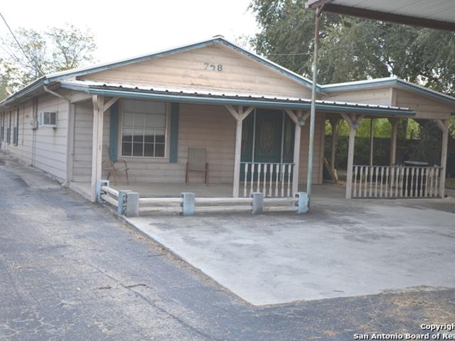 708 N Teel