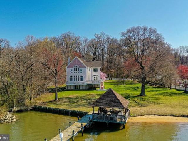 708 Nollmeyer Rd, Middle River, MD 21220