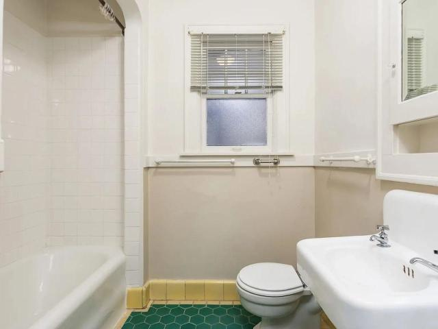 708 NW 19th Ave. 1 Bedroom Apartment for Rent at 708 Nw 19th Ave, Portland, OR 97209 Northwest District