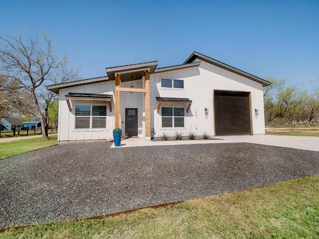 708 Southcrest Dr, Granite Shoals, TX 78654 | MLS #177006 | Compass