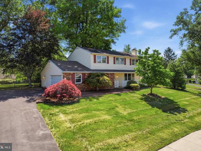 708 Salem Way