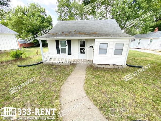 708 SE High St, 2 beds, 1 full bath