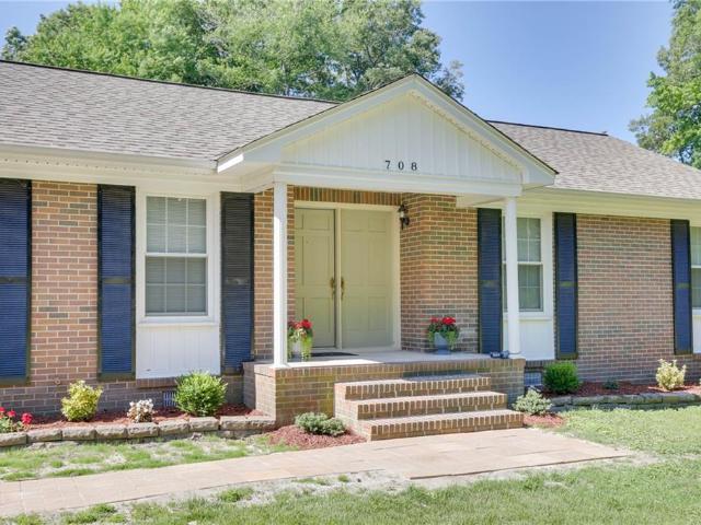 708 Seaford RD