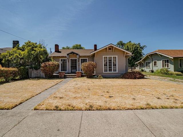 708 Park Ave, Medford, OR 97501