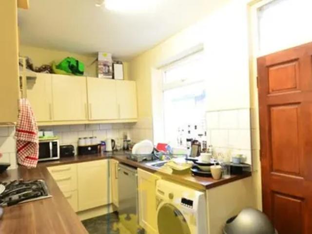 708 Pershore Road, Stirchley, B29 7NR, United Kingdom | 5 bed townhouse for rent #142745361 | Rentberry