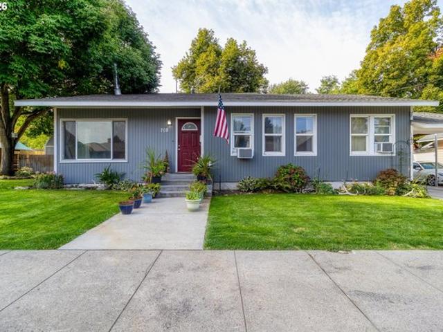 708 Pierce St, Milton Freewater, OR 97862