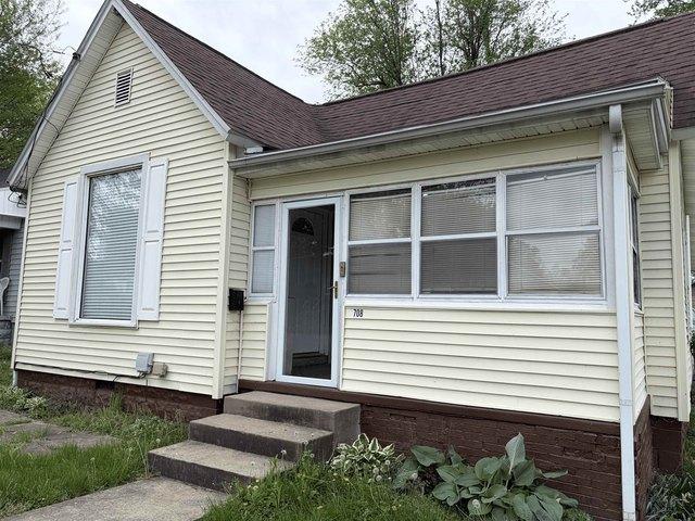 708 Plum St, Henderson, KY 42420