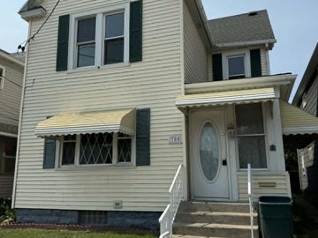 708 W 26th St, Erie, PA 16508