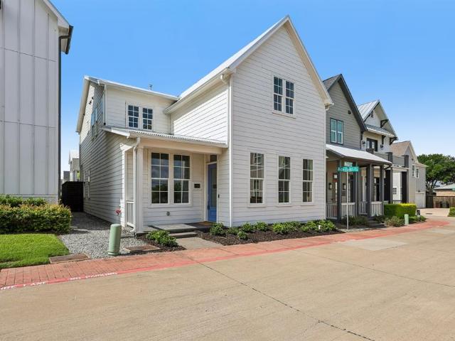 708 Wooster Lane