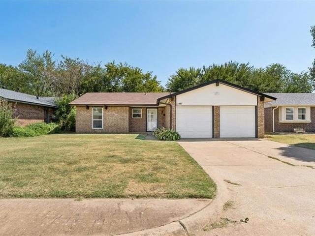 708 Willow Ridge Pl, Edmond, OK 73003