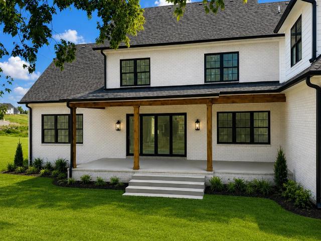 708 Winged Foot Drive