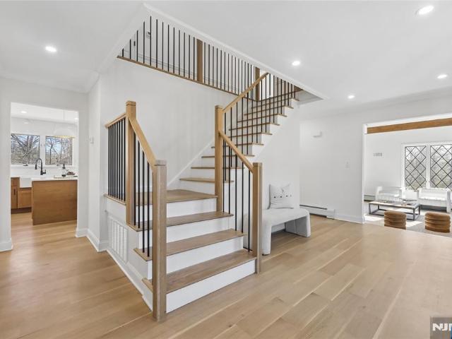 708 Windswept Lane