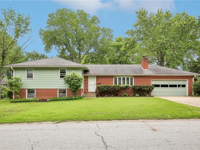 708 Tyler St, Warrensburg, MO 64093 | MLS #2616 | Compass