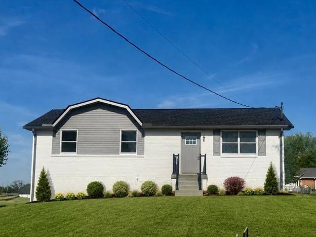708 Volunteer Dr, White House, TN 37188