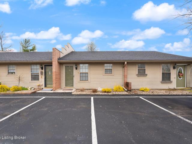 703 Victoria Ct