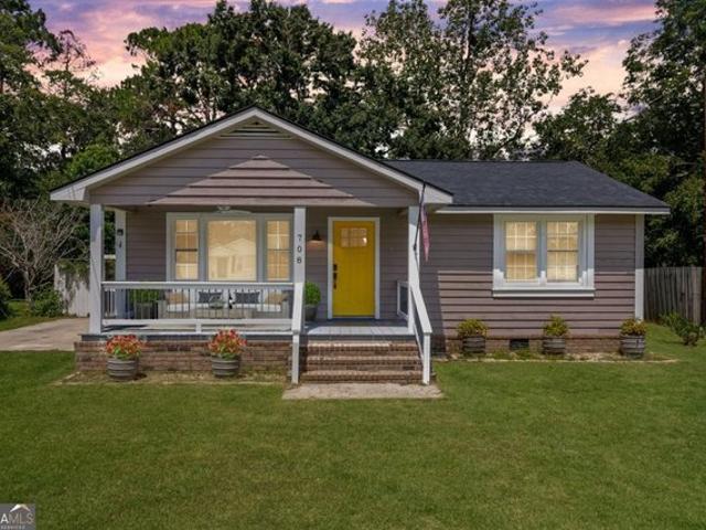 708 Virginia Ave, Glennville, GA 30427