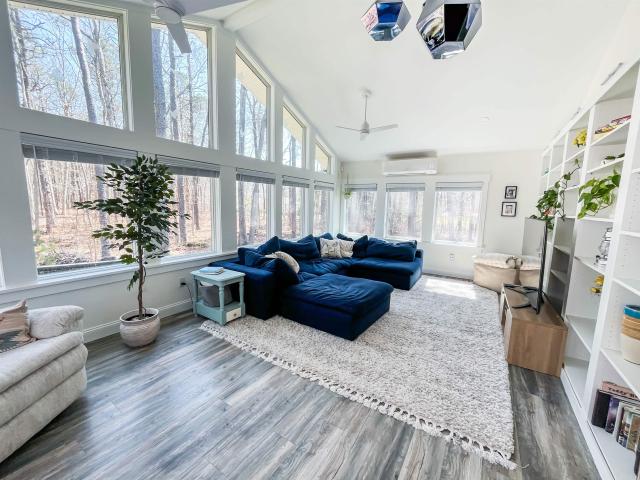 708A 2nd Avenue