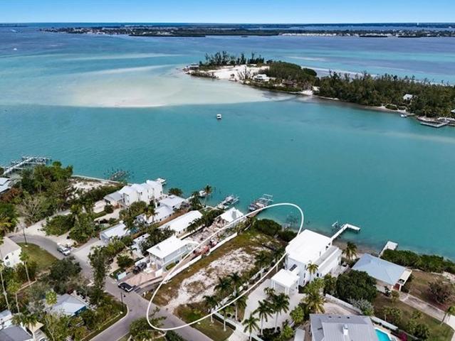 7094 Longboat Dr E, Longboat Key, FL 34228