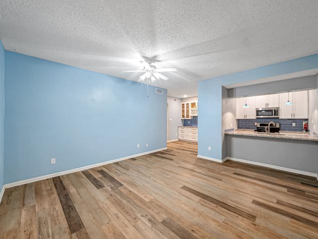 7095 N Holiday Drive