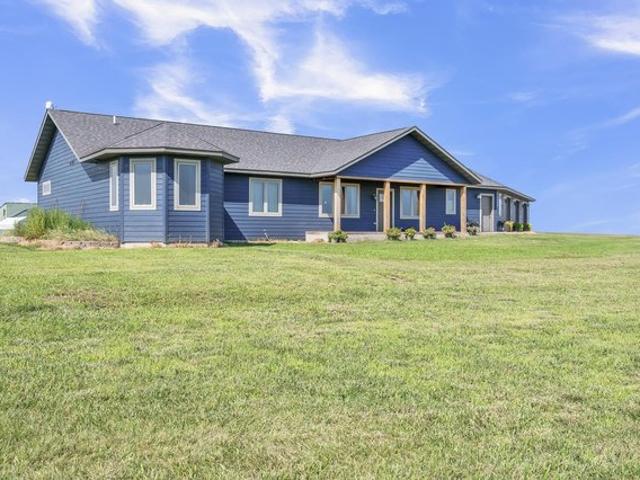 7095 th St, Harris, IA 51345
