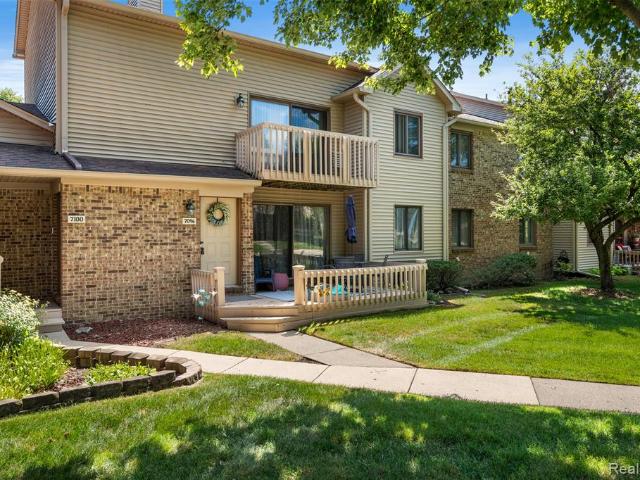 7096 Clements
