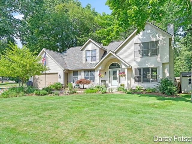 7096 Gettysburg Dr, Hudsonville, MI 49426