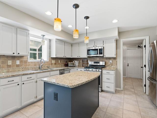 7097 Maple Creek Drive