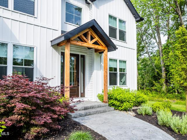 7099 Chandler Road